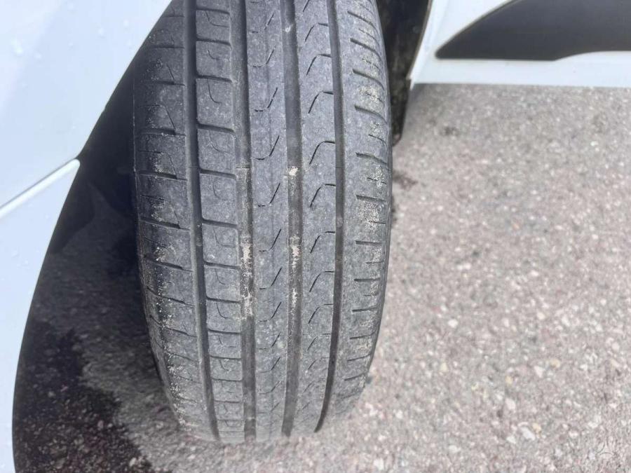 Balts Ford Transit Connect 2020 Viļņa, ar dzinēja tilpumu 1.50 L un nobraukumu 117 tūkst. km par 16900 €, foto 20 vietnē AUTOMOTO.COM.LV