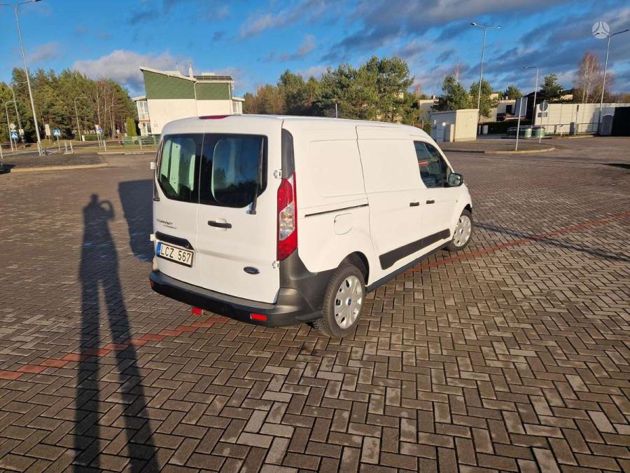 White Ford Transit Connect 2023 in Druskininkai, with an engine capacity of 2.00 L and mileage of 49 thousand km for 12999 €, photo 5 on AUTOMOTO.COM.LV