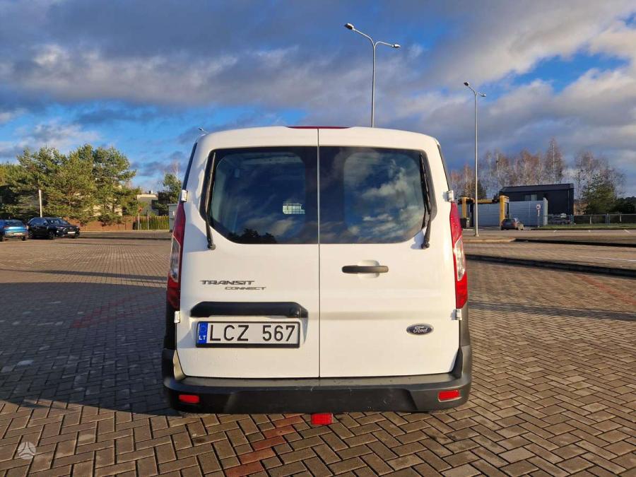 White Ford Transit Connect 2023 in Druskininkai, with an engine capacity of 2.00 L and mileage of 49 thousand km for 12999 €, photo 7 on AUTOMOTO.COM.LV