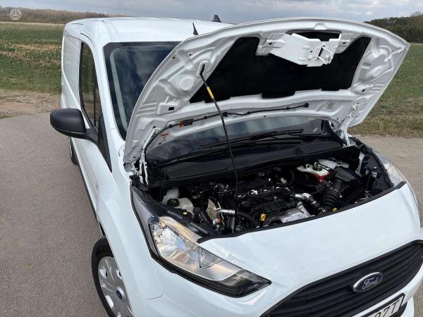 White Ford Transit Connect 2024 in Jurbarkas, with an engine capacity of 1.50 L and mileage of 13 thousand km for 16450 €, photo 6 on AUTOMOTO.COM.LV