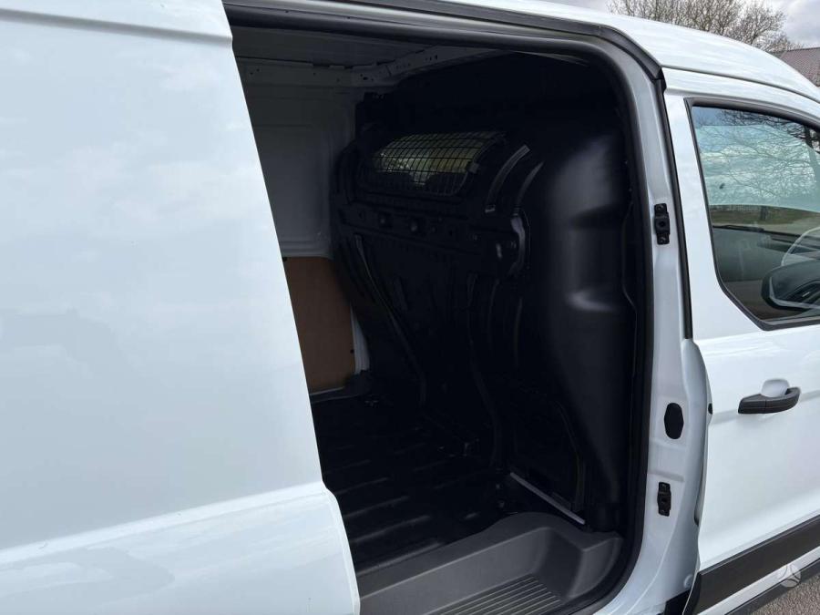 Balts Ford Transit Connect 2024 Jurbarkas, ar dzinēja tilpumu 1.50 L un nobraukumu 13 tūkst. km par 16450 €, foto 12 vietnē AUTOMOTO.COM.LV