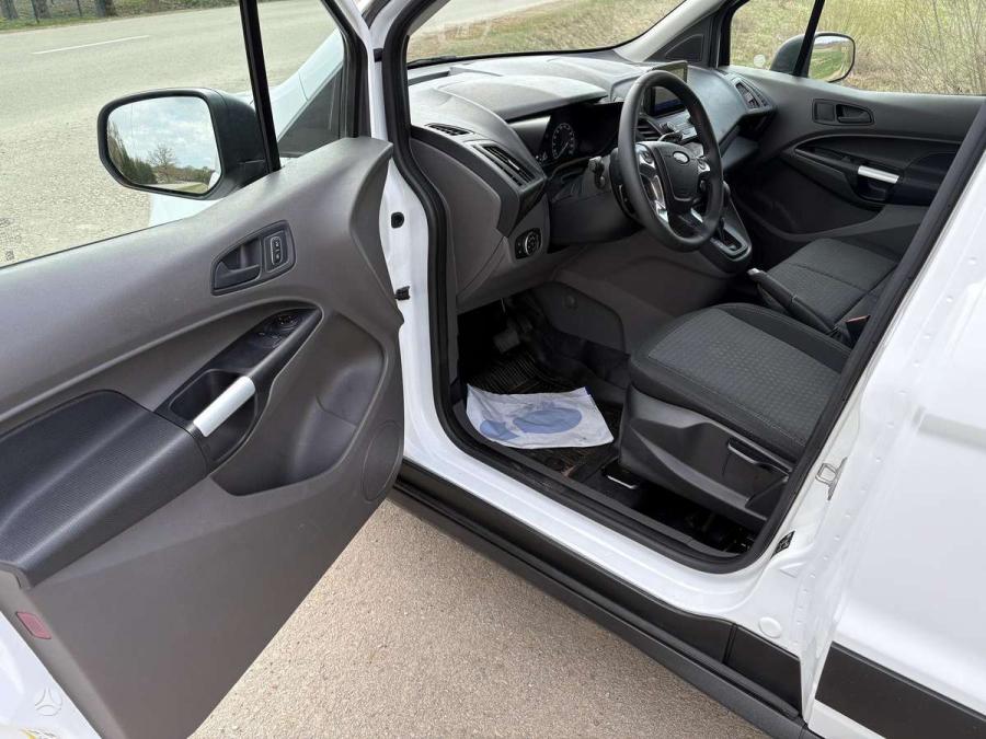 Balts Ford Transit Connect 2024 Jurbarkas, ar dzinēja tilpumu 1.50 L un nobraukumu 13 tūkst. km par 16450 €, foto 19 vietnē AUTOMOTO.COM.LV