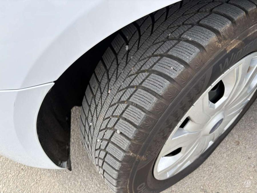 Balts Ford Transit Connect 2024 Jurbarkas, ar dzinēja tilpumu 1.50 L un nobraukumu 13 tūkst. km par 16450 €, foto 22 vietnē AUTOMOTO.COM.LV