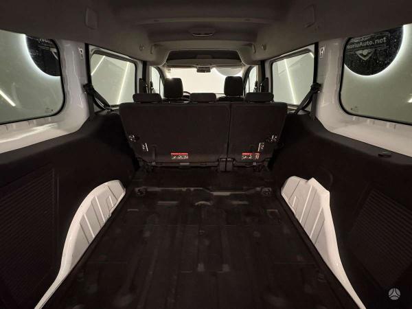 White Ford Transit Connect 2016 in Marijampole, with an engine capacity of 1.50 L and mileage of 228 thousand km for 6999 €, photo 8 on AUTOMOTO.COM.LV