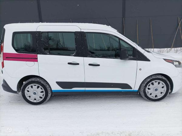 Balts Ford Transit Connect 2017 Viļņa, ar dzinēja tilpumu 1.50 L un nobraukumu 190 tūkst. km par 7850 €, foto 2 vietnē AUTOMOTO.COM.LV