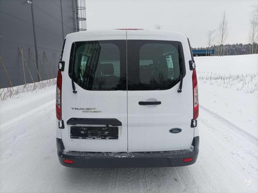Balts Ford Transit Connect 2017 Viļņa, ar dzinēja tilpumu 1.50 L un nobraukumu 190 tūkst. km par 7850 €, foto 4 vietnē AUTOMOTO.COM.LV