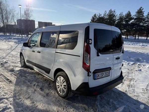 White Ford Transit Connect 2020 in Panevezys, with an engine capacity of 1.50 L and mileage of 178 thousand km for 11600 €, photo 9 on AUTOMOTO.COM.LV