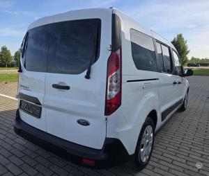 White Ford Transit Connect 2020 in Panevezys, with an engine capacity of 1.50 L and mileage of 202 thousand km for 7200 €, photo 8 on AUTOMOTO.COM.LV