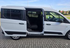 White Ford Transit Connect 2020 in Panevezys, with an engine capacity of 1.50 L and mileage of 202 thousand km for 7200 €, photo 10 on AUTOMOTO.COM.LV