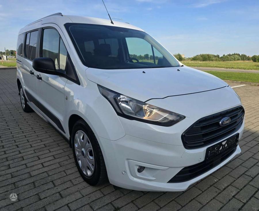 White Ford Transit Connect 2020 in Panevezys, with an engine capacity of 1.50 L and mileage of 202 thousand km for 7200 €, photo 11 on AUTOMOTO.COM.LV