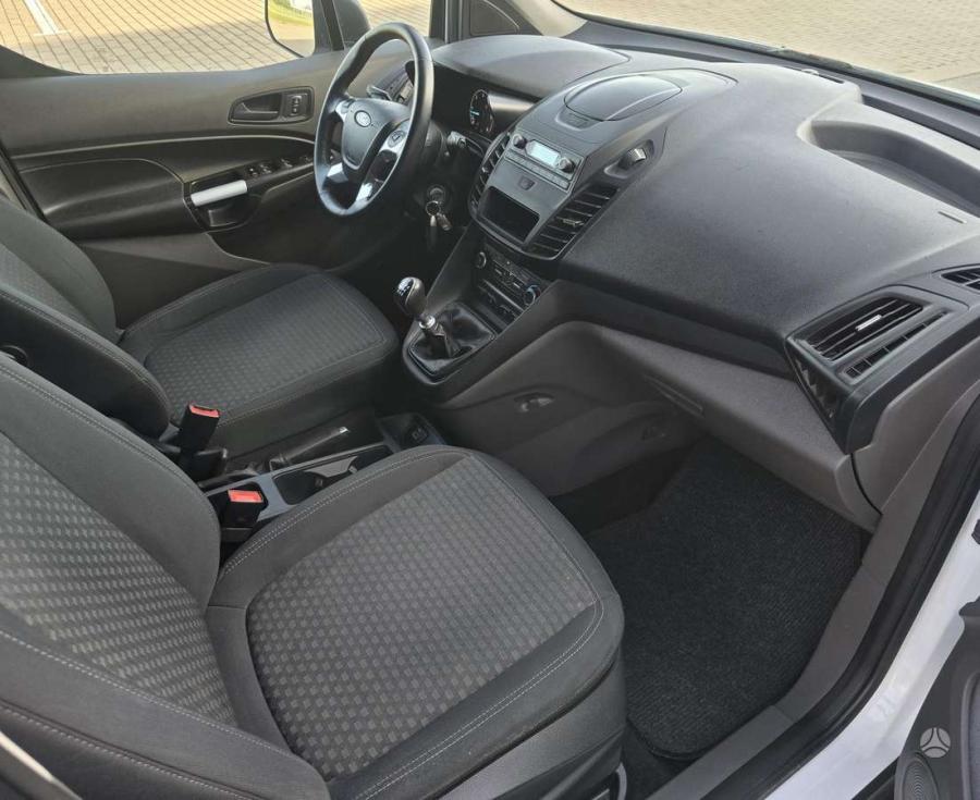 White Ford Transit Connect 2020 in Panevezys, with an engine capacity of 1.50 L and mileage of 202 thousand km for 7200 €, photo 15 on AUTOMOTO.COM.LV