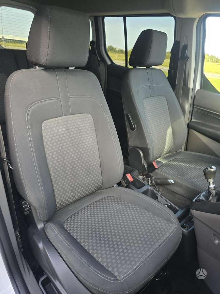 White Ford Transit Connect 2020 in Panevezys, with an engine capacity of 1.50 L and mileage of 202 thousand km for 7200 €, photo 16 on AUTOMOTO.COM.LV