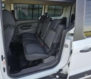 White Ford Transit Connect 2020 in Panevezys, with an engine capacity of 1.50 L and mileage of 202 thousand km for 7200 €, photo 18 on AUTOMOTO.COM.LV