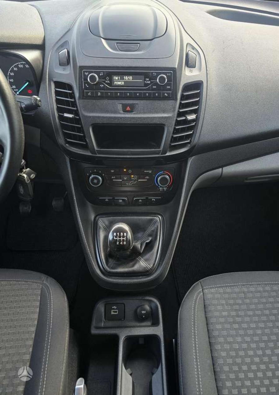 White Ford Transit Connect 2020 in Panevezys, with an engine capacity of 1.50 L and mileage of 202 thousand km for 7200 €, photo 25 on AUTOMOTO.COM.LV