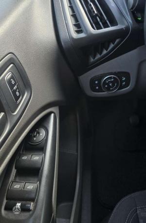 White Ford Transit Connect 2020 in Panevezys, with an engine capacity of 1.50 L and mileage of 202 thousand km for 7200 €, photo 26 on AUTOMOTO.COM.LV