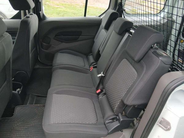 White Ford Transit Connect 2021 in Utena, with an engine capacity of 1.50 L and mileage of 179 thousand km for 10500 €, photo 10 on AUTOMOTO.COM.LV