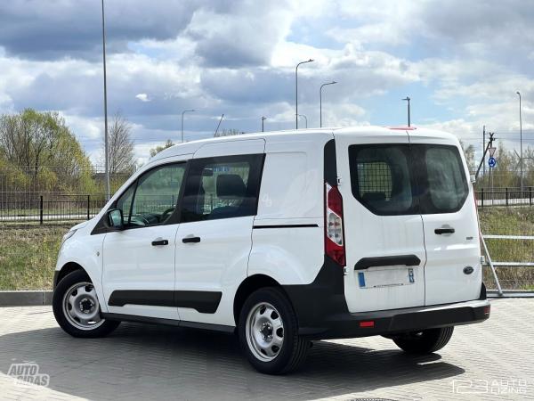 White Ford Transit Connect 2018 in Taurage, with an engine capacity of 1.50 L and mileage of 180 thousand km for 6700 €, photo 5 on AUTOMOTO.COM.LV