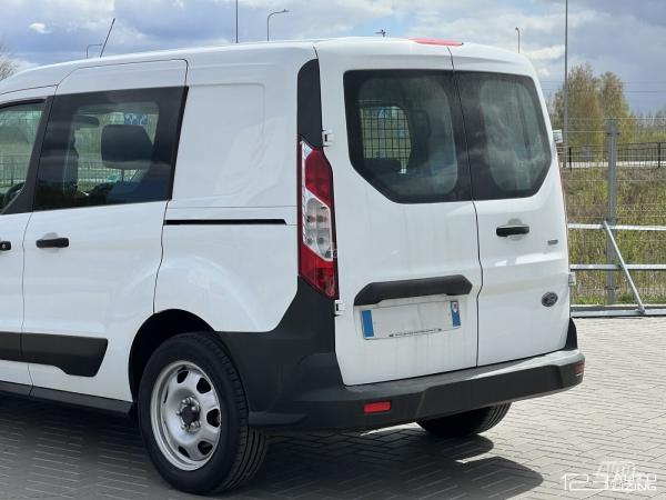 White Ford Transit Connect 2018 in Taurage, with an engine capacity of 1.50 L and mileage of 180 thousand km for 6700 €, photo 6 on AUTOMOTO.COM.LV