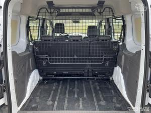White Ford Transit Connect 2018 in Taurage, with an engine capacity of 1.50 L and mileage of 180 thousand km for 6700 €, photo 22 on AUTOMOTO.COM.LV