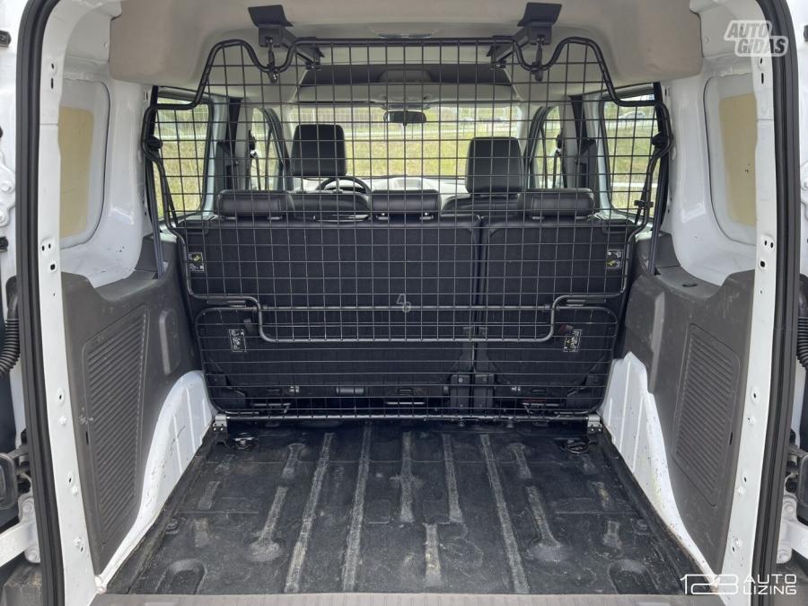 White Ford Transit Connect 2018 in Taurage, with an engine capacity of 1.50 L and mileage of 180 thousand km for 6700 €, photo 22 on AUTOMOTO.COM.LV