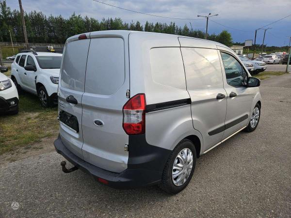 Grey Ford transit-courier 2015 in Vilnius, with an engine capacity of 1.50 L and mileage of 2 thousand km for 2500 €, photo 5 on AUTOMOTO.COM.LV