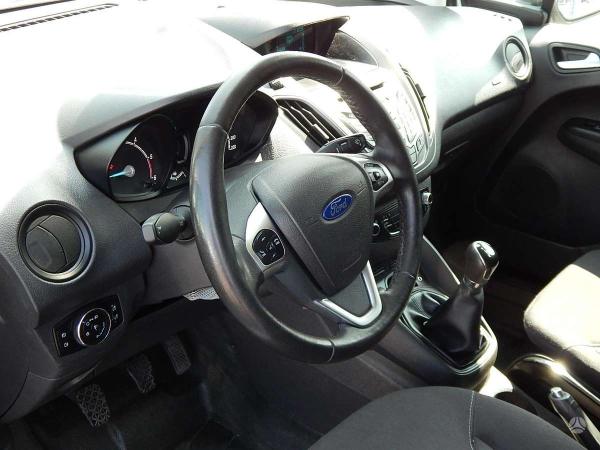 Grey Ford transit-courier 2016 in Vilnius, with an engine capacity of 1.56 L and mileage of 113 thousand km for 4050 €, photo 6 on AUTOMOTO.COM.LV
