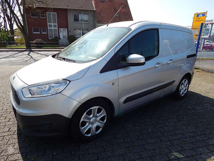 Grey Ford transit-courier 2016 in Vilnius, with an engine capacity of 1.56 L and mileage of 113 thousand km for 4050 €, photo 9 on AUTOMOTO.COM.LV