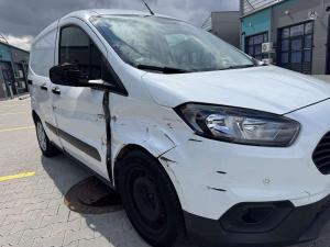 Balts Ford transit-courier 2022 Kauņa, ar dzinēja tilpumu 1.00 L un nobraukumu 45 tūkst. km par 7500 €, foto 6 vietnē AUTOMOTO.COM.LV
