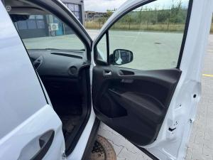 Balts Ford transit-courier 2022 Kauņa, ar dzinēja tilpumu 1.00 L un nobraukumu 45 tūkst. km par 7500 €, foto 21 vietnē AUTOMOTO.COM.LV