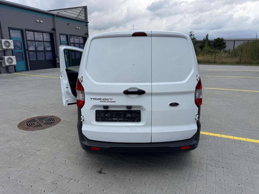 Balts Ford transit-courier 2022 Kauņa, ar dzinēja tilpumu 1.00 L un nobraukumu 45 tūkst. km par 7500 €, foto 22 vietnē AUTOMOTO.COM.LV
