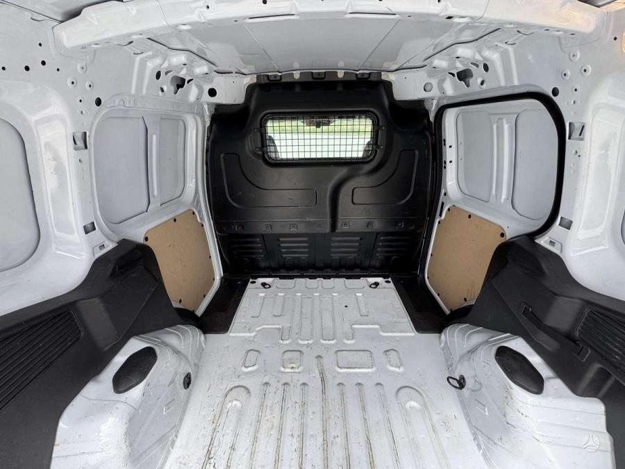 Balts Ford transit-courier 2022 Kauņa, ar dzinēja tilpumu 1.00 L un nobraukumu 45 tūkst. km par 7500 €, foto 27 vietnē AUTOMOTO.COM.LV