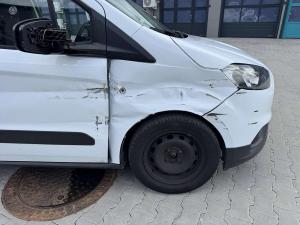 Balts Ford transit-courier 2022 Kauņa, ar dzinēja tilpumu 1.00 L un nobraukumu 45 tūkst. km par 7500 €, foto 34 vietnē AUTOMOTO.COM.LV