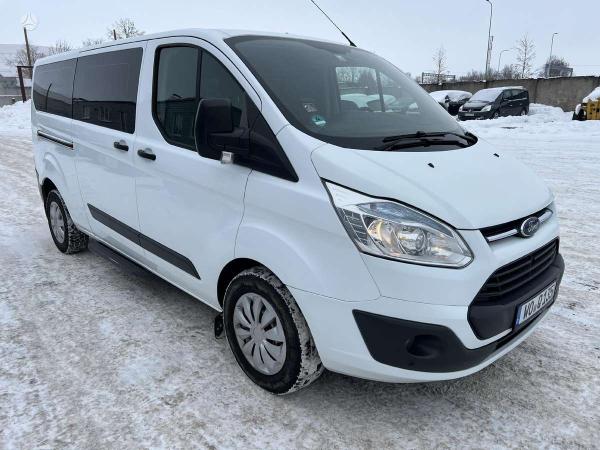 Black Ford Transit Custom 2015 in Telschi, with an engine capacity of 2.20 L and mileage of 271 thousand km for 8600 €, photo 4 on AUTOMOTO.COM.LV