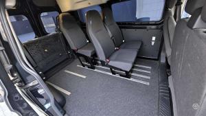 Black Ford Transit Custom 2016 in Klaipeda, with an engine capacity of 2.20 L and mileage of 237 thousand km for 7990 €, photo 5 on AUTOMOTO.COM.LV