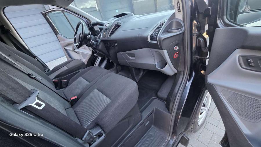 Black Ford Transit Custom 2016 in Klaipeda, with an engine capacity of 2.20 L and mileage of 237 thousand km for 7990 €, photo 7 on AUTOMOTO.COM.LV