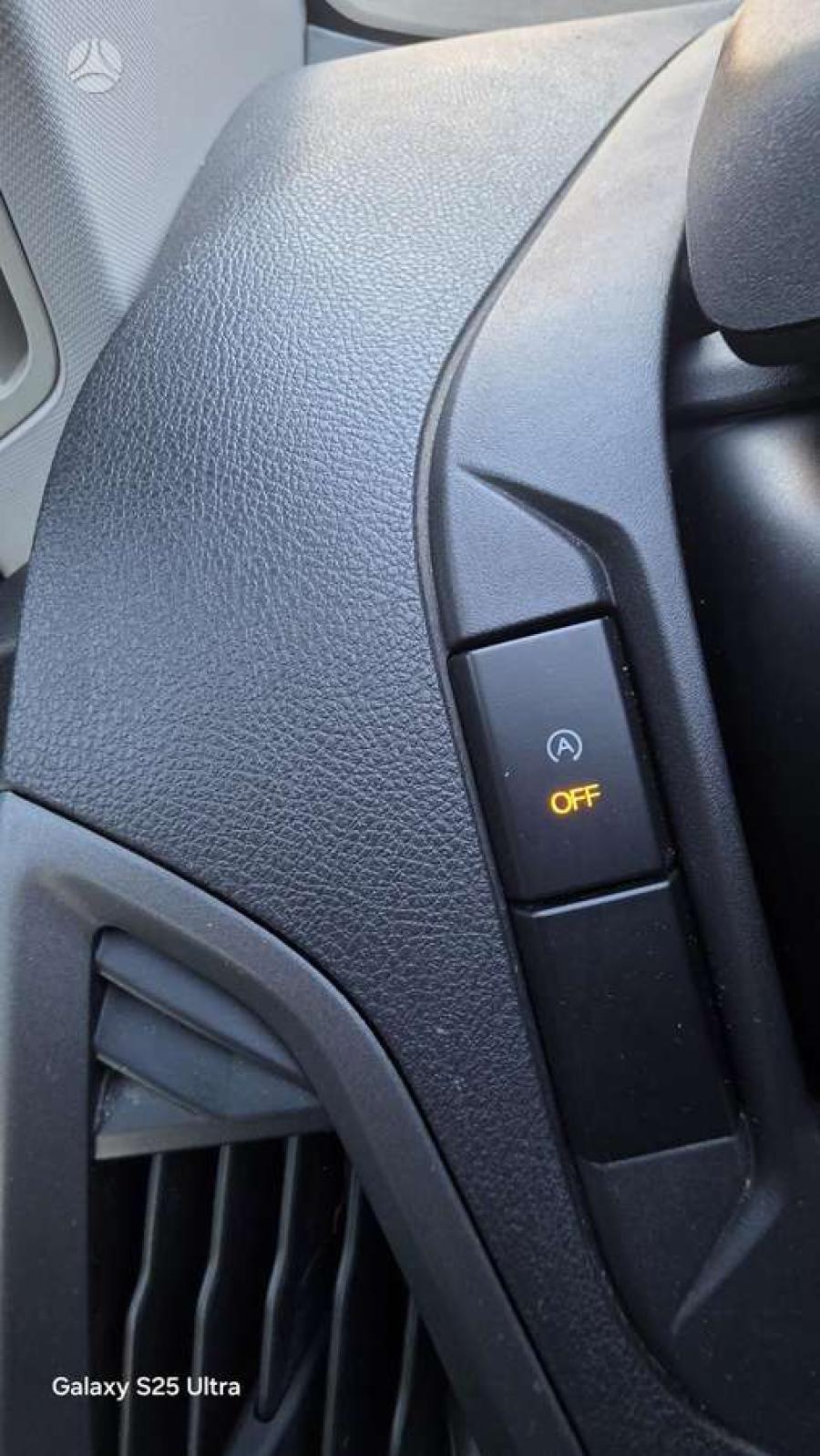 Black Ford Transit Custom 2016 in Klaipeda, with an engine capacity of 2.20 L and mileage of 237 thousand km for 7990 €, photo 18 on AUTOMOTO.COM.LV