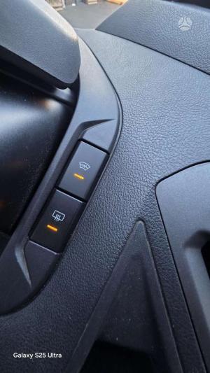 Black Ford Transit Custom 2016 in Klaipeda, with an engine capacity of 2.20 L and mileage of 237 thousand km for 7990 €, photo 19 on AUTOMOTO.COM.LV