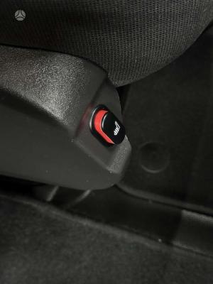 Black Ford Transit Custom 2017 in Marijampole, with an engine capacity of 2.00 L and mileage of 216 thousand km for 12700 €, photo 16 on AUTOMOTO.COM.LV