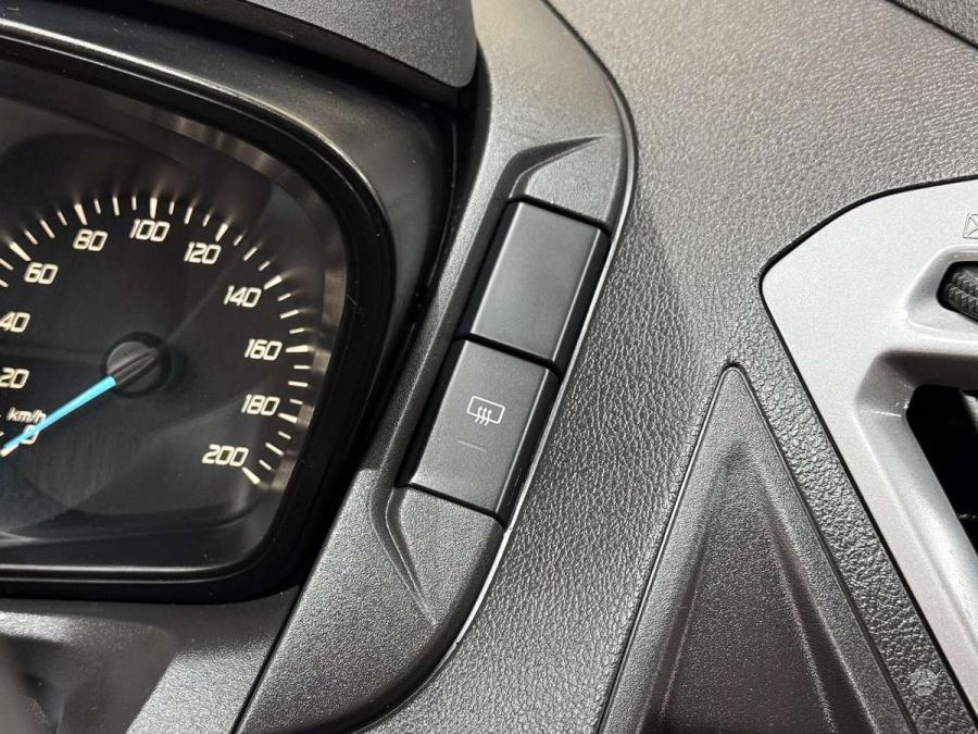Black Ford Transit Custom 2017 in Marijampole, with an engine capacity of 2.00 L and mileage of 216 thousand km for 12700 €, photo 27 on AUTOMOTO.COM.LV