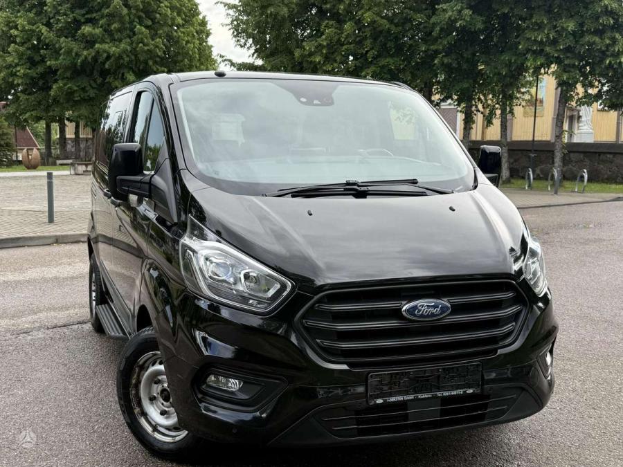 Black Ford Transit Custom 2018 in Kaunas, with an engine capacity of 2.00 L and mileage of 358 thousand km for 12700 €, photo 1 on AUTOMOTO.COM.LV