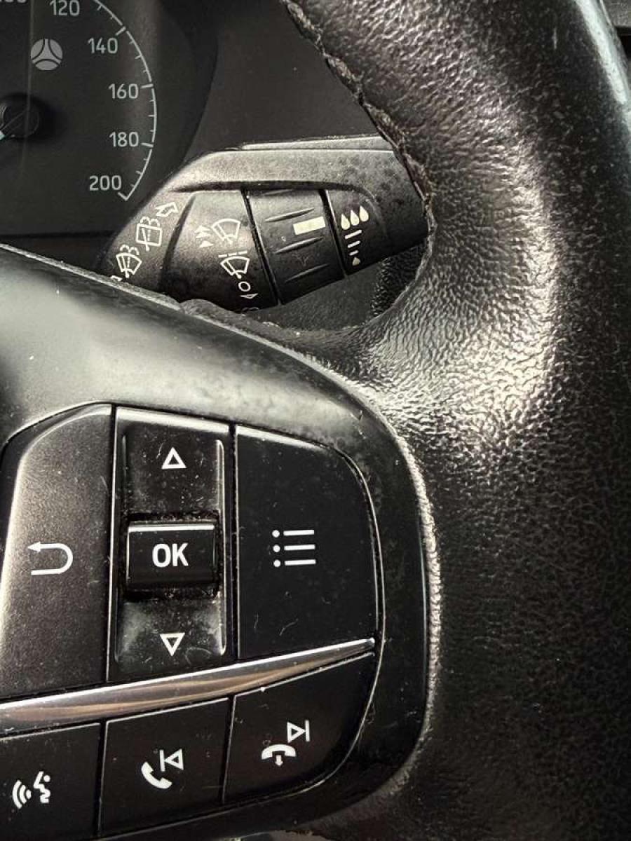 Black Ford Transit Custom 2018 in Kaunas, with an engine capacity of 2.00 L and mileage of 358 thousand km for 12700 €, photo 18 on AUTOMOTO.COM.LV