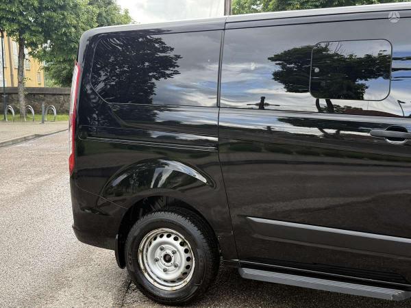 Melns Ford Transit Custom 2018 Kauņa, ar dzinēja tilpumu 2.00 L un nobraukumu 263 tūkst. km par 12500 €, foto 4 vietnē AUTOMOTO.COM.LV