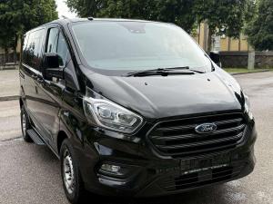Black Ford Transit Custom 2018 in Kaunas, with an engine capacity of 2.00 L and mileage of 263 thousand km for 12500 €, photo 7 on AUTOMOTO.COM.LV