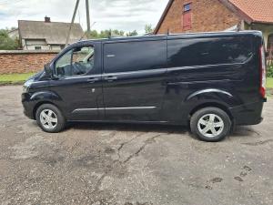 Melns Ford Transit Custom 2019 Jurbarkas, ar dzinēja tilpumu 2.00 L un nobraukumu 227 tūkst. km par 11300 €, foto 5 vietnē AUTOMOTO.COM.LV