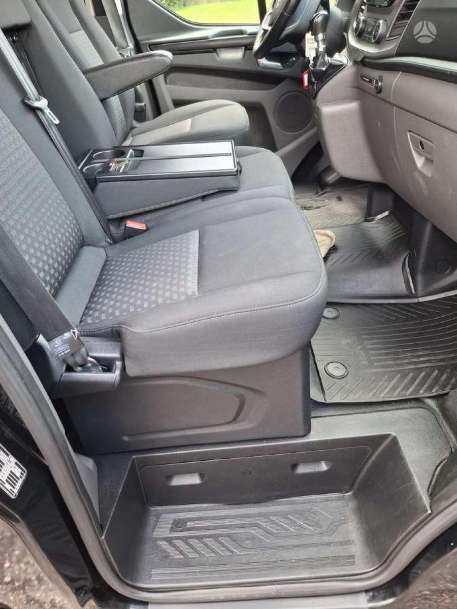 Melns Ford Transit Custom 2019 Jurbarkas, ar dzinēja tilpumu 2.00 L un nobraukumu 227 tūkst. km par 11300 €, foto 30 vietnē AUTOMOTO.COM.LV