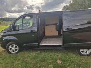 Melns Ford Transit Custom 2019 Jurbarkas, ar dzinēja tilpumu 2.00 L un nobraukumu 227 tūkst. km par 11200 €, foto 5 vietnē AUTOMOTO.COM.LV