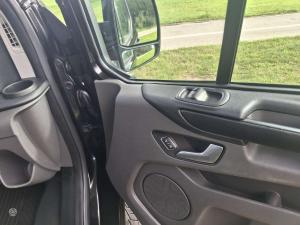 Melns Ford Transit Custom 2019 Jurbarkas, ar dzinēja tilpumu 2.00 L un nobraukumu 227 tūkst. km par 11200 €, foto 41 vietnē AUTOMOTO.COM.LV