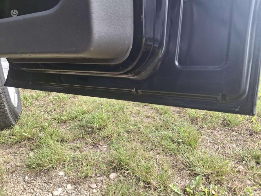 Melns Ford Transit Custom 2019 Jurbarkas, ar dzinēja tilpumu 2.00 L un nobraukumu 227 tūkst. km par 11200 €, foto 42 vietnē AUTOMOTO.COM.LV