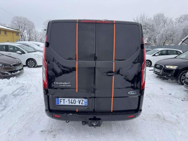 Melns Ford Transit Custom 2020 Tauragė, ar dzinēja tilpumu 2.00 L un nobraukumu 285 tūkst. km par 11600 €, foto 5 vietnē AUTOMOTO.COM.LV