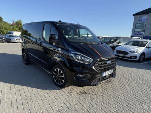 Black Ford Transit Custom 2020 in Taurage, with an engine capacity of 2.00 L and mileage of 300 thousand km for 14500 €, photo 3 on AUTOMOTO.COM.LV